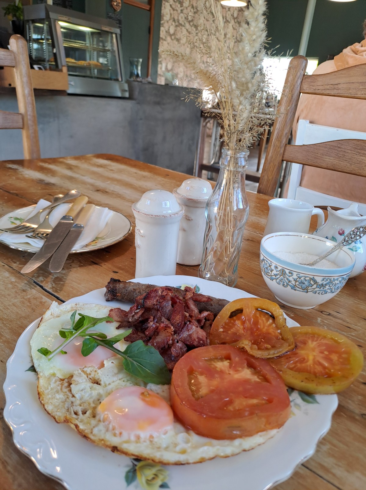 Padstalle en lekker stopplekke langs die langpad. | Reiskaskenades