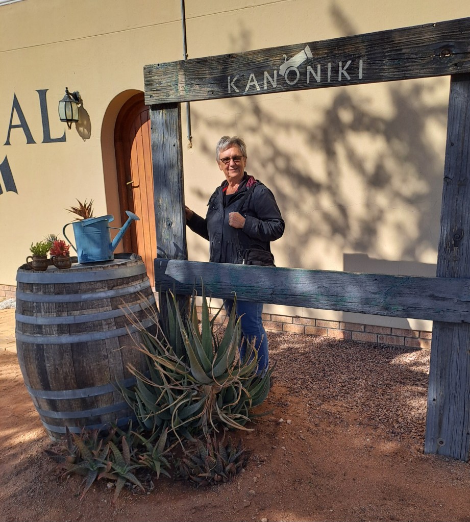 Padstalle en lekker stopplekke langs die langpad. | Reiskaskenades